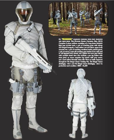 The World of The Hunger Games Auction – Collector's Hype Original Movie ...