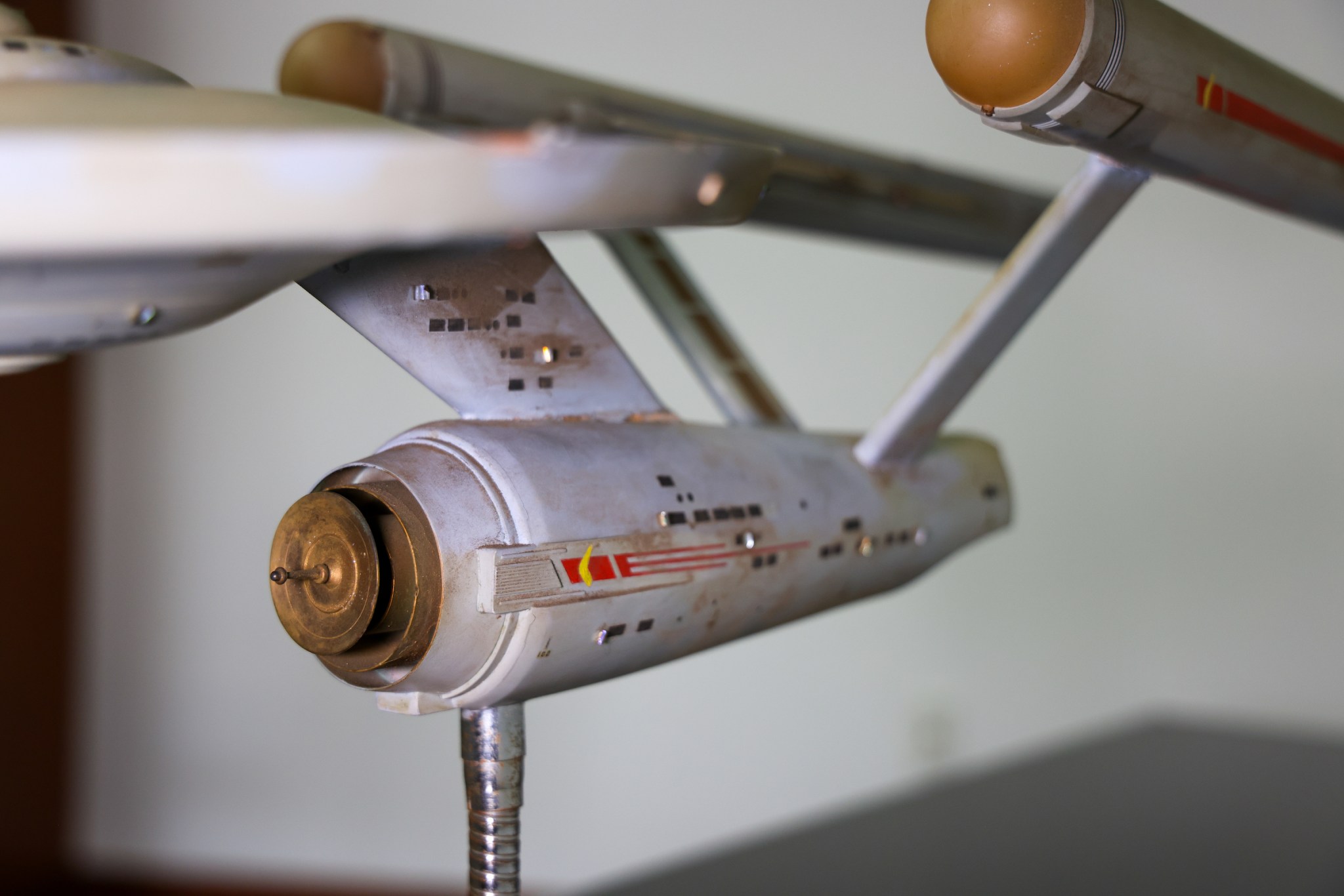 Heritage Auctions Returns TV’s First ‘USS Enterprise’ to Eugene ...